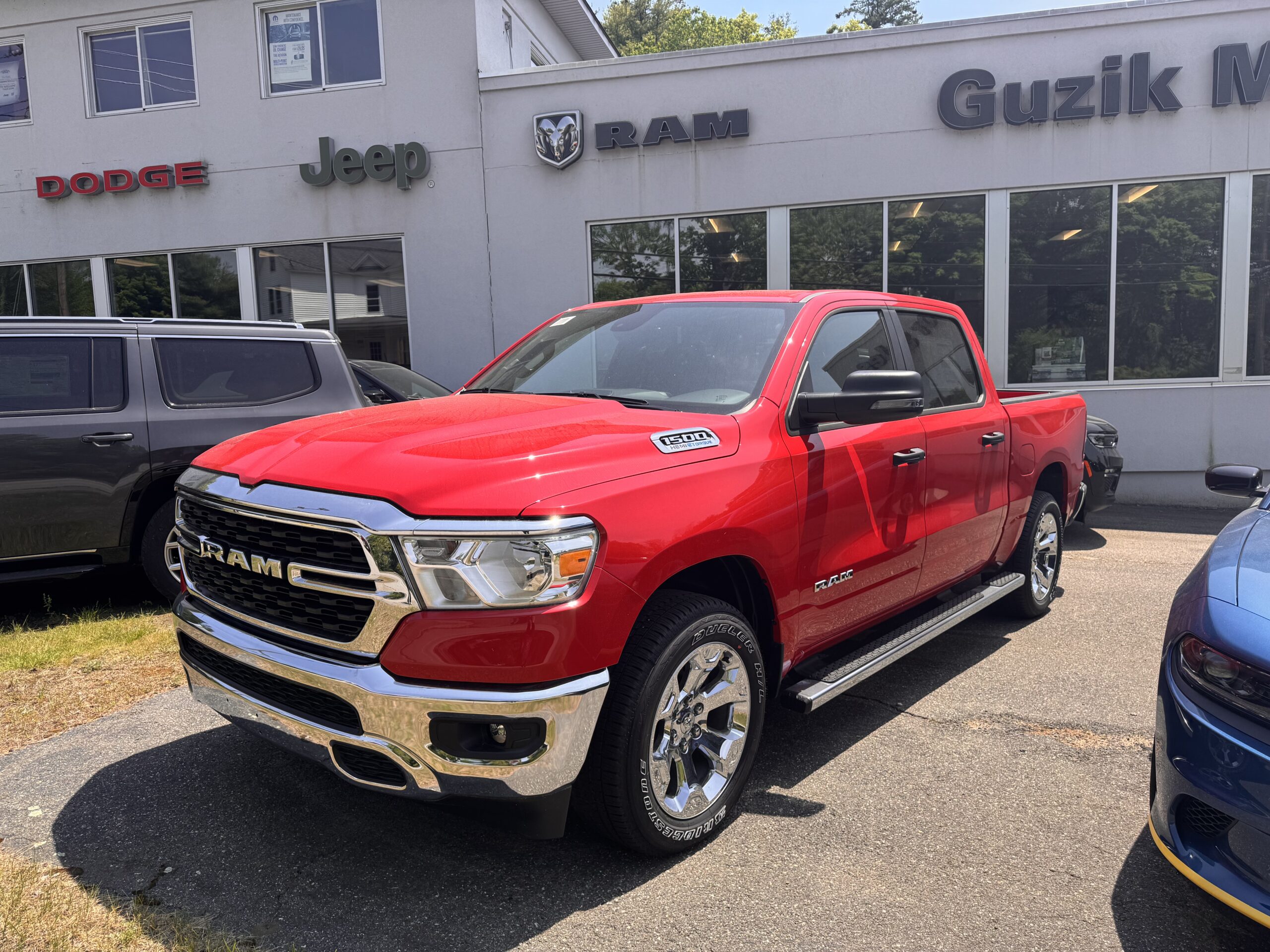 Auto Repair & Service Center | Guzik Motor Sales Inc.